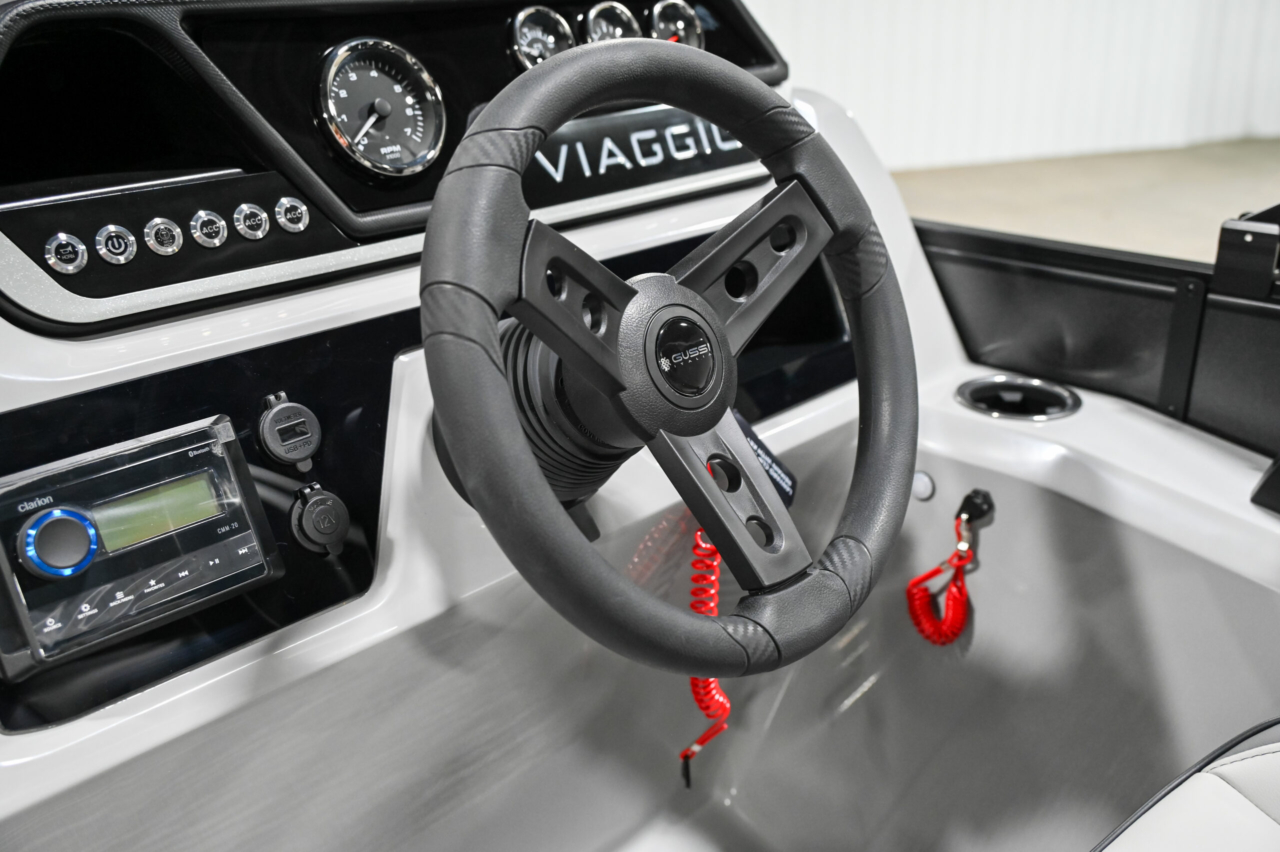 Lago V-F - Viaggio Pontoons